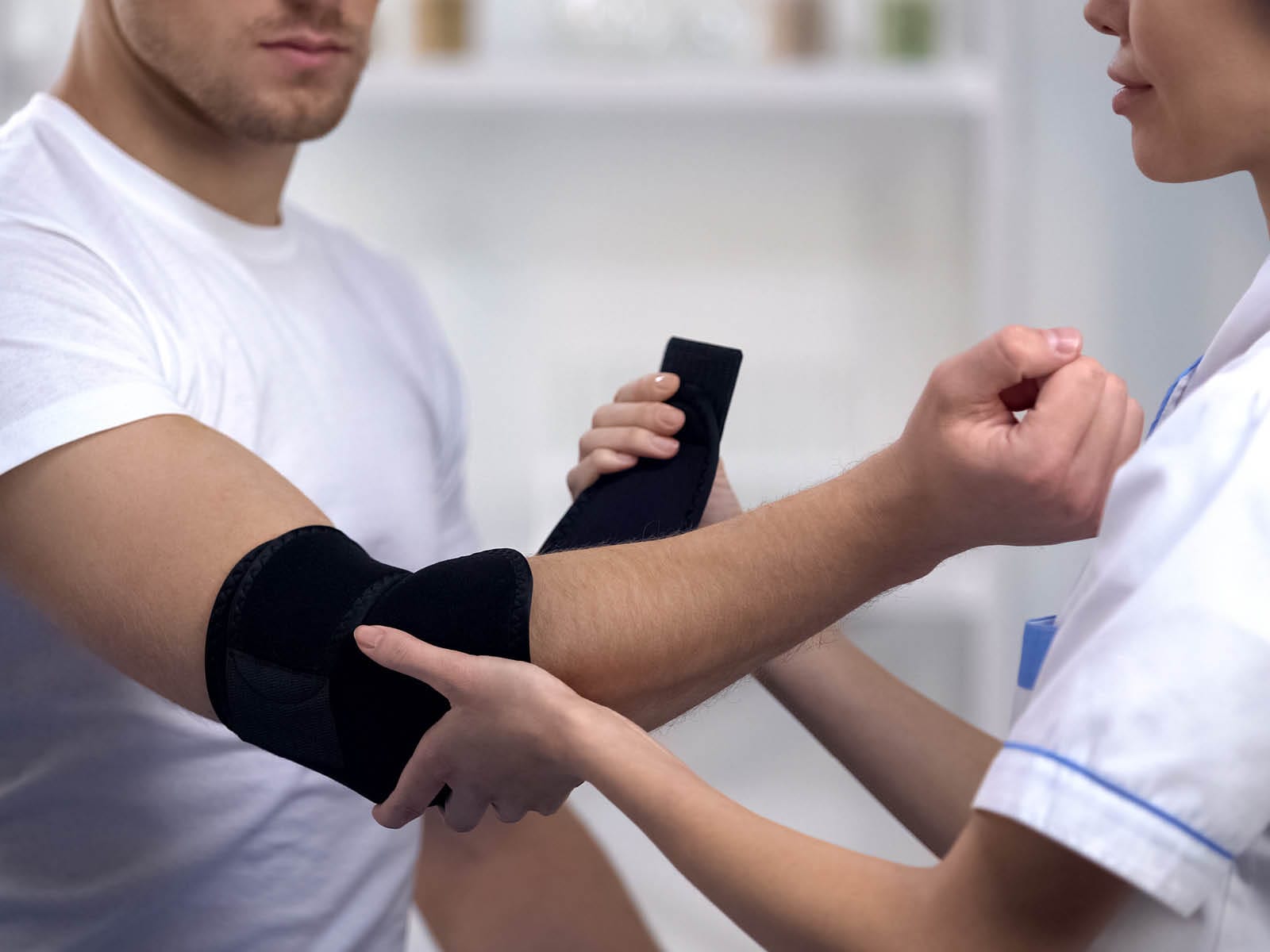 Tennis Elbow Brace: 5 Best Options For Lateral Epicondylitis Pain ...